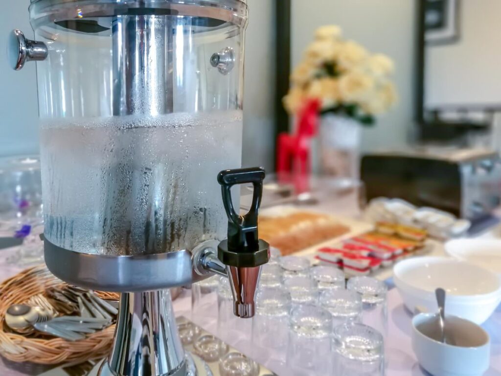 5 Ways To Beat The Heat At Summer Corporate Events | Portacool